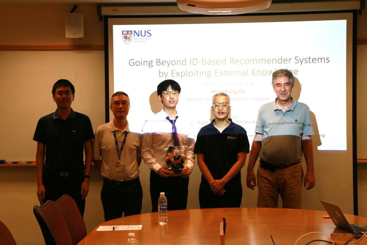 Dr. Hengchang Hu defends his Ph.D. Thesis! | Web IR NLP Group @ NUS